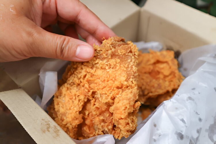 Bruised Chicken Breast: A Sign of Quality or a Red Flag? - Guide to ...