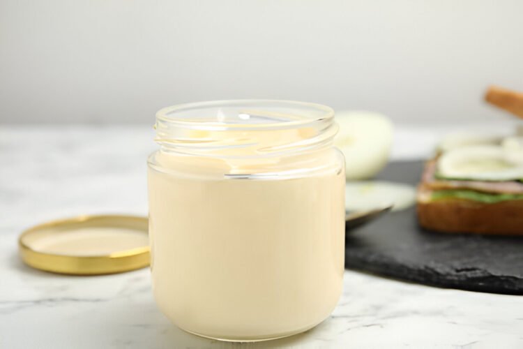 Avocado Mayo vs. Regular Mayo: What’s the Difference? - Eatgap.com